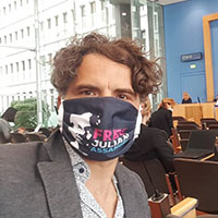 Wer steckt dahinter?